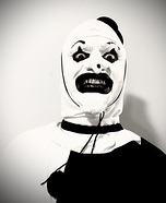 Creative Halloween Costumes: Art the Clown from Terrifier, The ...